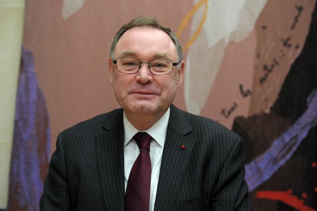 Daniel Verwaerde, l’ex-patron du CEA, appelé à la rescousse du nucléaire