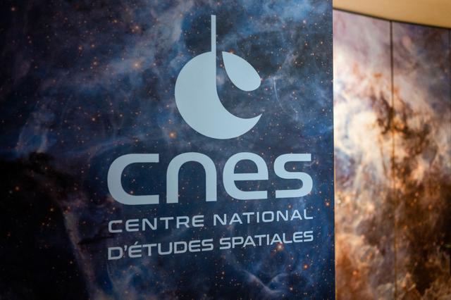 Industrie spatiale : le CNES missionne un ancien de SpaceX pour ...
