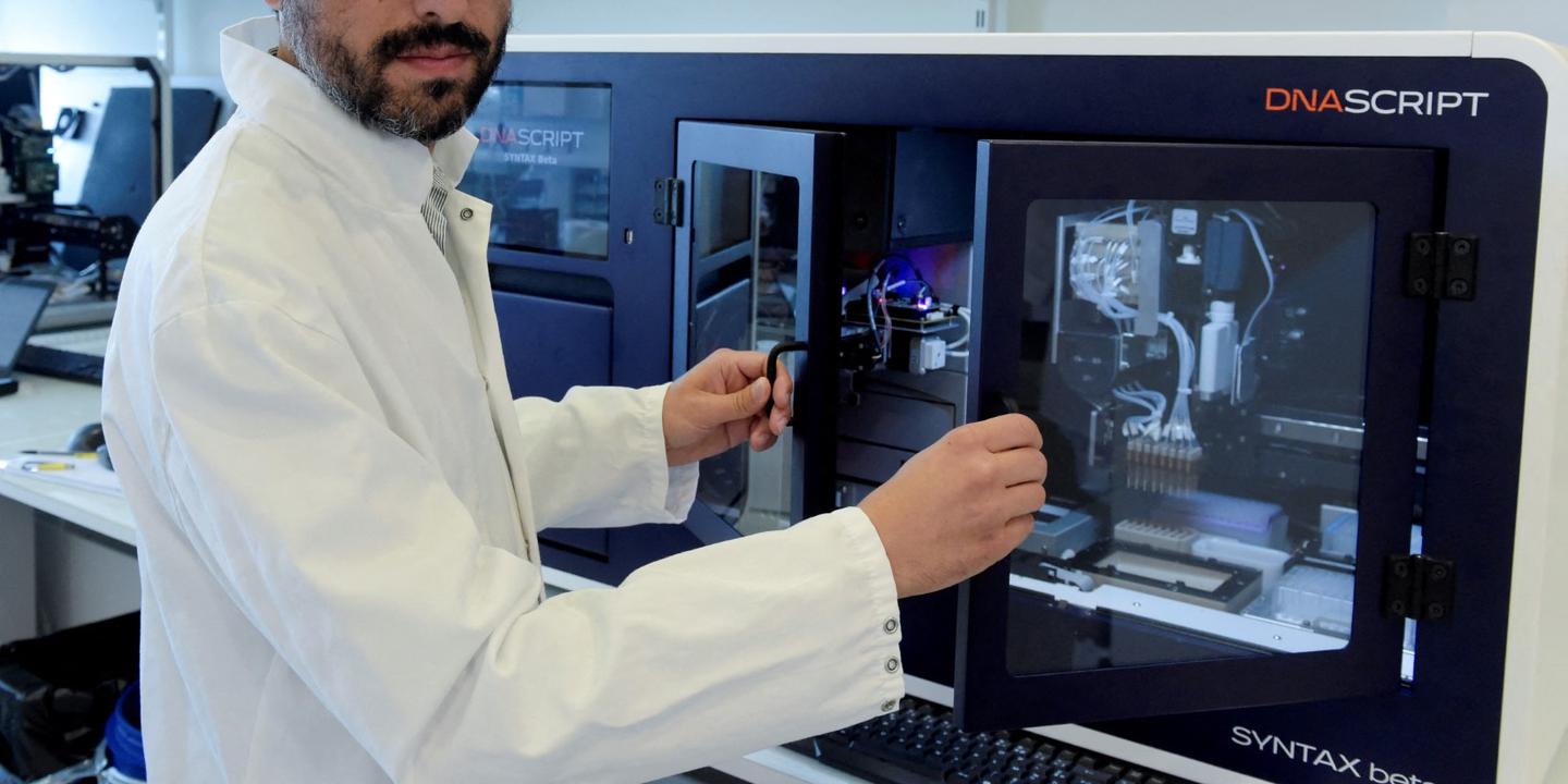 Le PDG de DNA Script passe la main