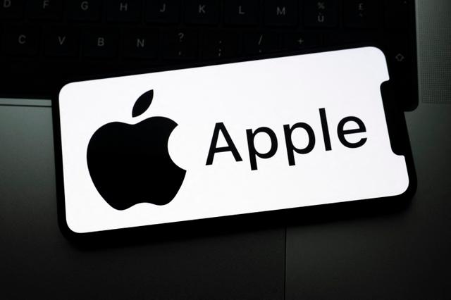 Apple fait un chèque de plus de 200 millions d’euros à Bercy